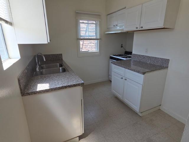 Spacious unit by Americana And Galleria