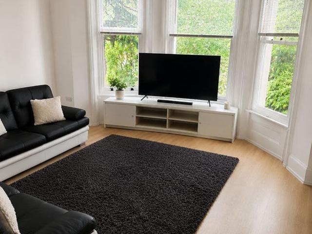 Spacious Victorian Flat in the Heart of Blackheath
