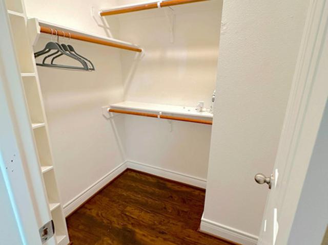 Spacious & Accessible Houston Retreat Home