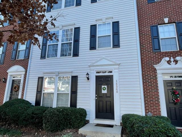 Spacious accom in Huntersville