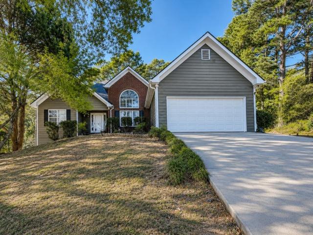 Spacious abode in Hoschton
