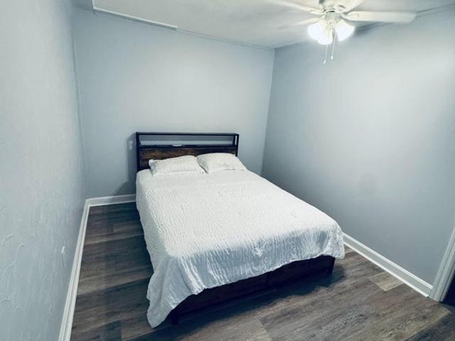 Spacious & Affordable Rooms | Great St. Pete Locat