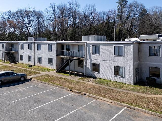 Spacious, affordable 1, 2, 3 bedroom apartments in a great location in West Charlotte! 1 Bedroom Apartment for Rent at 903 Lynn St, Charlotte, NC 28208 Thomasboro Hoskins