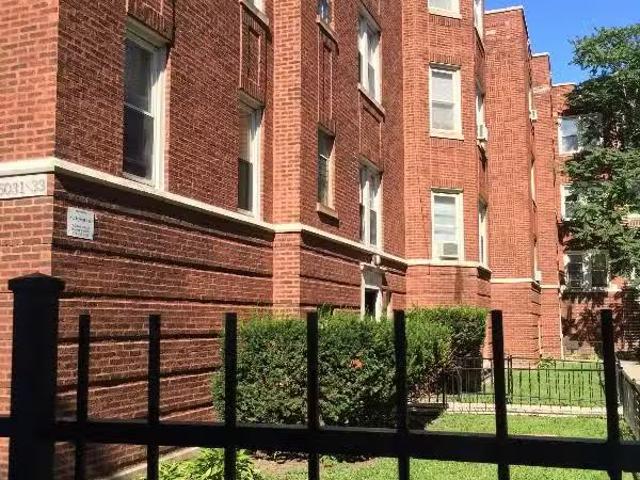 Spacious Albany Park Rehab 5031 N Harding Ave #1W