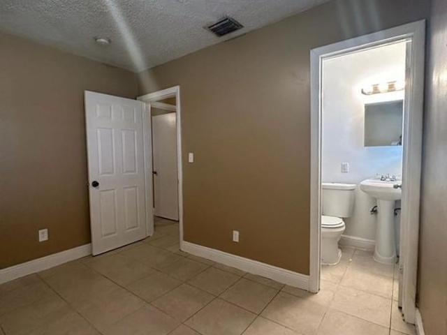 Spacious and Cozy Apartments in a Tranquil Area 3 Bedroom Apartment for Rent at 13315 Alexandria Dr, Opa Locka, FL 33054