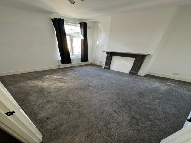 Spacious and beautifully maintained three bedroom home, ideally situated in the vibrant and well connected neighbourhood of Forest Gate, E7