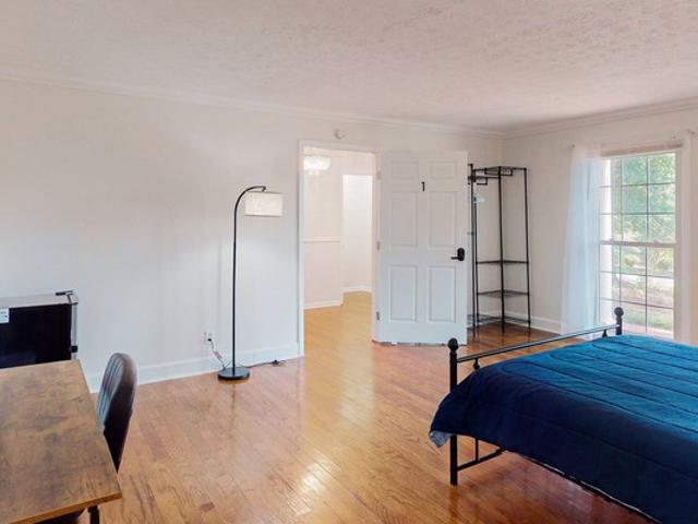 Spacious and High Quality Lakefront Living at Carrollton