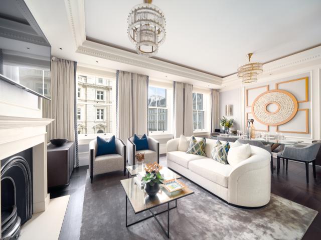Spacious and modern apartment with luxury detailing