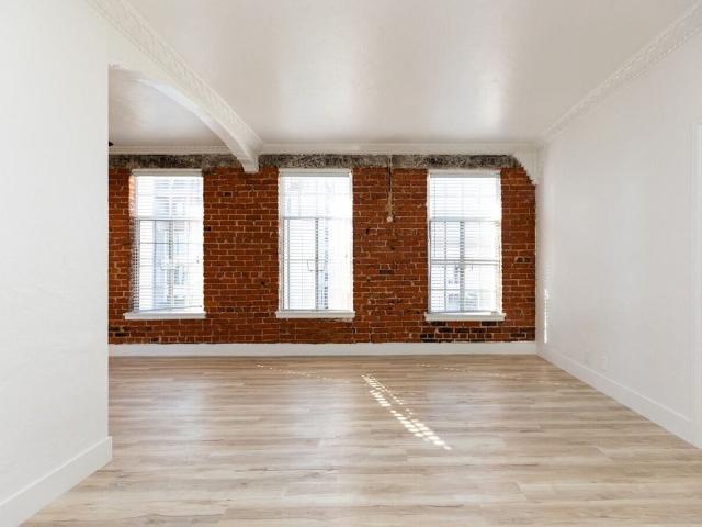Spacious Apartment in Koreatown Studio Apartment for Rent at 530 S Kingsley Dr, Los Angeles, CA 90020 Wilshire Center Koreatown
