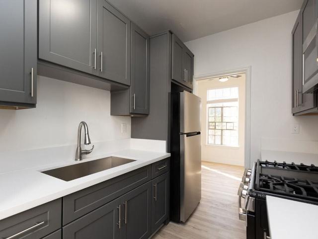 Spacious Apartment in Koreatown 1 Bedroom Apartment for Rent at 530 S Kingsley Dr, Los Angeles, CA 90020 Wilshire Center Koreatown