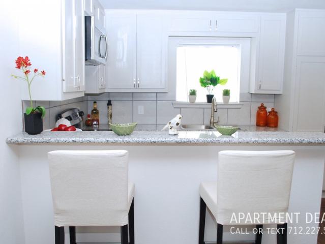 Spacious apartment in Weickersheimer Court one month free