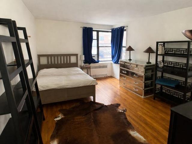 Spacious apartment on the Upper West Side