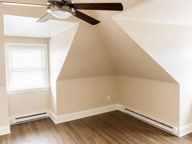 Spacious Apartments in Mt. Washington * Pet Friendly * Available Now * Walk to Shops & Gradview Ave * Renovated * 1 Bedroom Apartment for Rent at 300 300 302 West Sycamore Street, Pittsburgh, PA 15211 Mount Washington