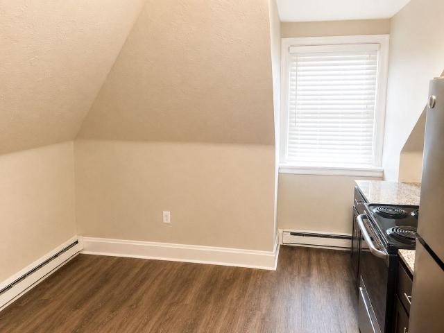 Spacious Apartments in Mt. Washington * Pet Friendly * Available Now * Walk to Shops & Gradview Ave * Renovated * 1 Bedroom Apartment for Rent at 300 300 302 West Sycamore Street, Pittsburgh, PA 15211 Mount Washington