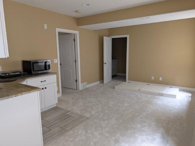 Spacious Basement Suite in Draper | Near I_ | Util