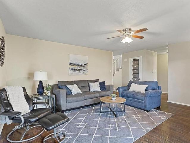 Spacious Benbrook Home | Private Rooms + Workspa