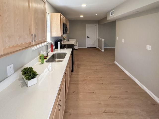 Spacious & beautiful Dallas House with large Backy