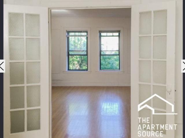Spacious _bed in Ravenswood