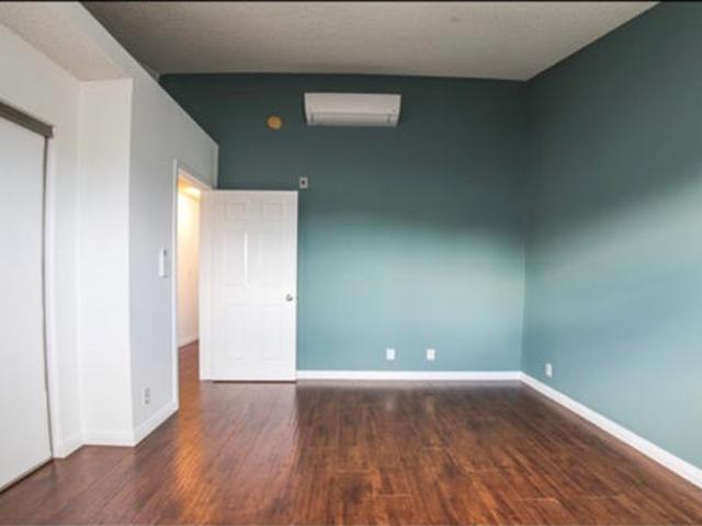 Spacious bedroom and personal bathroom available