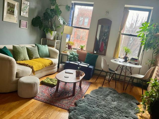 Spacious Bedstuy bedroom w/ private bath+ balcony