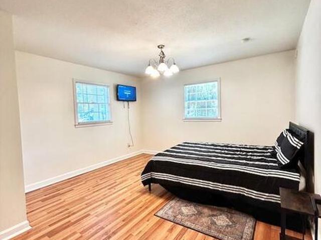 Spacious, Comfortable Living in a Quiet Gastonia Neighborhood Less Than 20 Minutes to Everything!