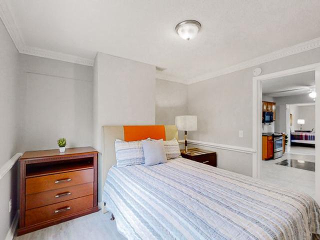 Spacious & comfortable Stone Mountain House Newly renovated!