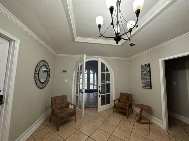 Spacious & Comfy Home in East Dallas – Near Shops