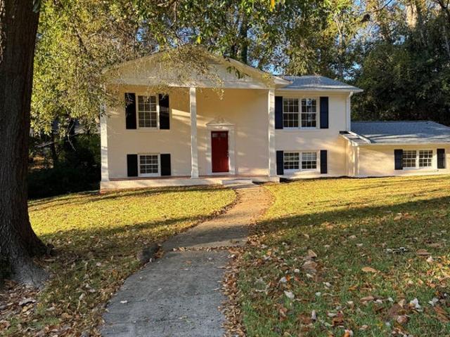 Spacious, Comfy Living in a Quiet Gastonia Neighbo