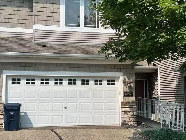 Spacious contemporary townhome in an ideal location 6852 Folk.