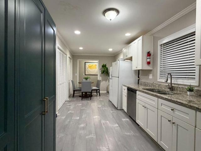 Spacious Corner Rooms | Private Bath Option | Cle
