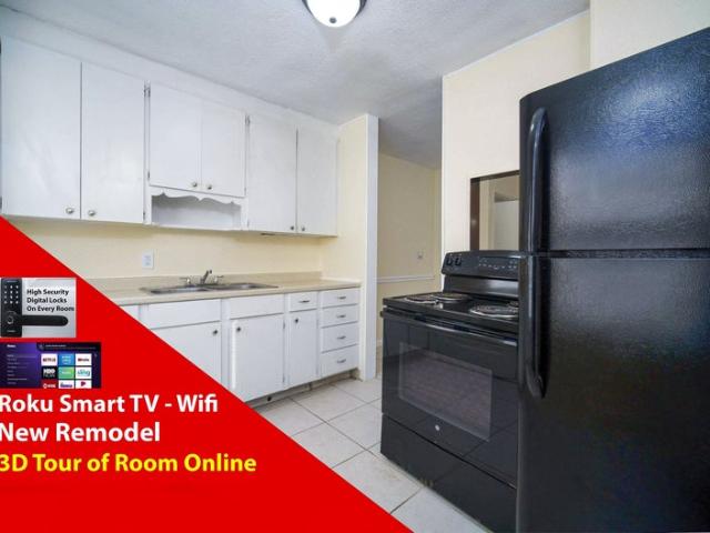 Spacious & cozy Jacksonville Duplex Multiplex wit