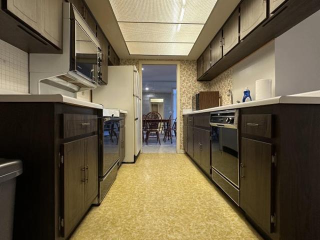 Spacious & cozy Largo House that's minutes from th