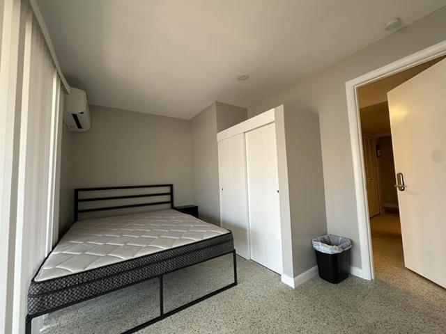 Spacious & cozy Largo House that's minutes from the beach