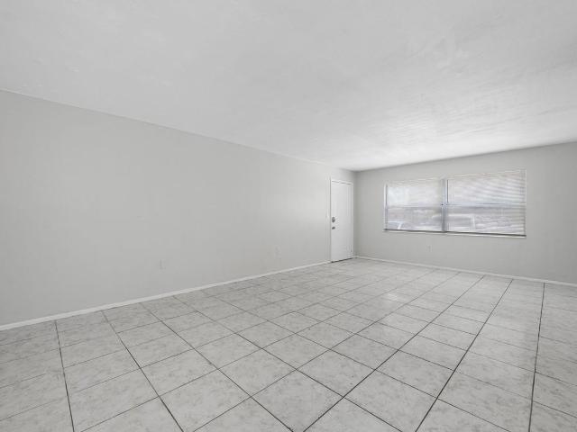 Spacious Clearwater Apartment with Laundry On Site 2 Bedroom Apartment for Rent at 1767 Leo Ln S, Clearwater, FL 33755