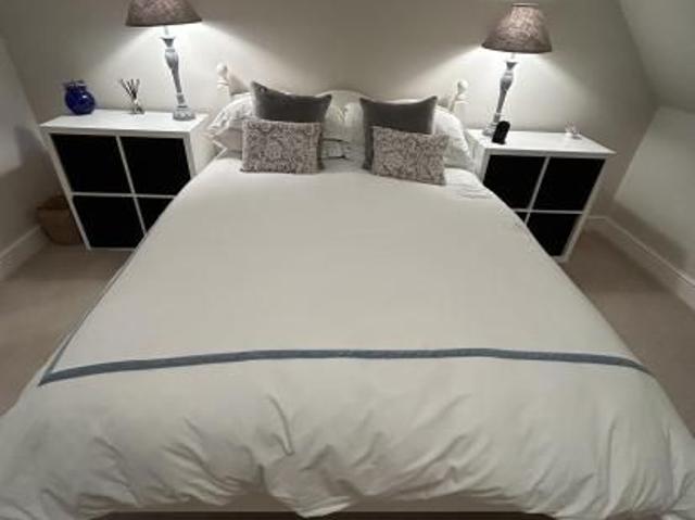 SPACIOUS DOUBLE BEDROOM | SHORT WALK TO EAST PUTNEY TUBE STATION | ALL BILLS / CLEANING INCLUDED