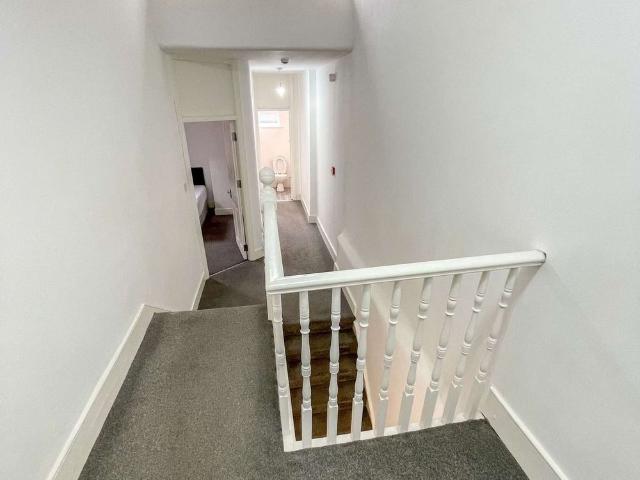 Spacious Double Room to Rent in Golders Green Room GB