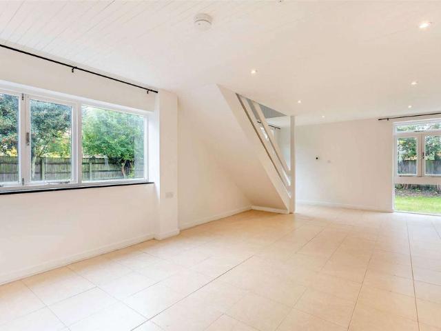 Spacious family home with a large, enclosed garden and parking