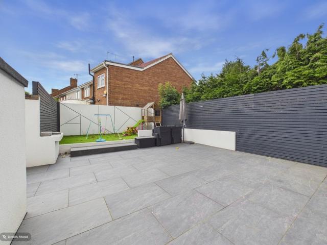 Spacious Four Bedroom Family Home with Modern Open Plan Living
