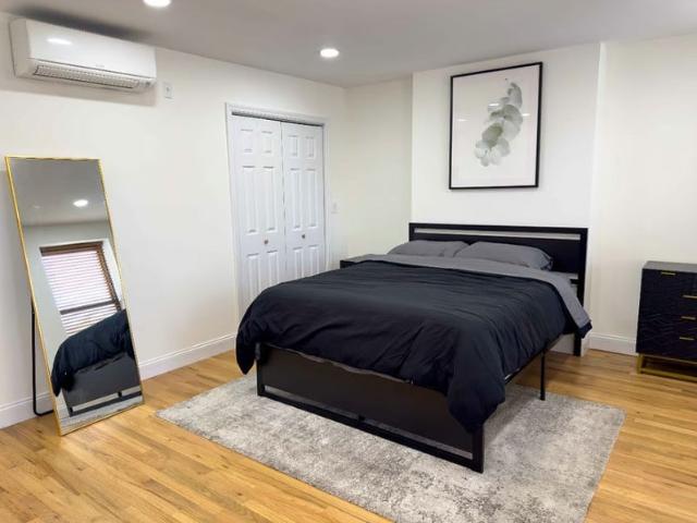 Spacious Furnished Room with Personal Bathroom