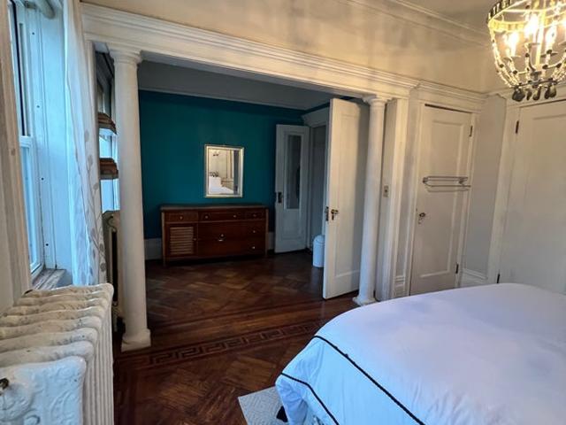 Spacious Furnished Room Near Prospect Park