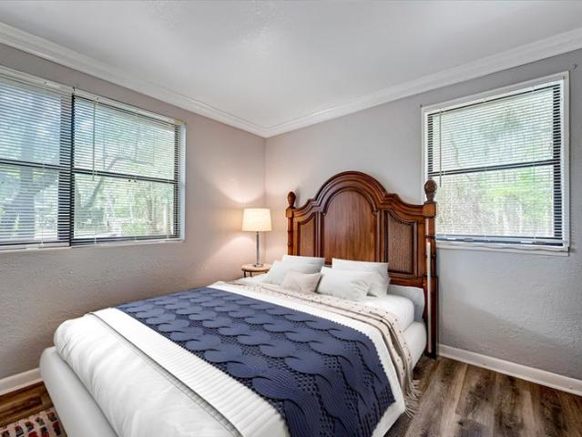 Spacious Home Close to Job Hubs & Local Eats