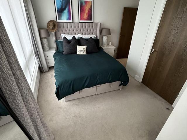 Spacious House 2 double bed/2 ensuite + Garden