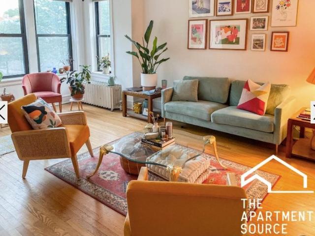 Spacious Lakeview _bed Apartment