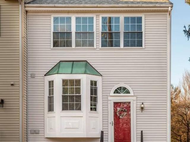 Spacious Master Bedroom w/ Attached Bathroom in a