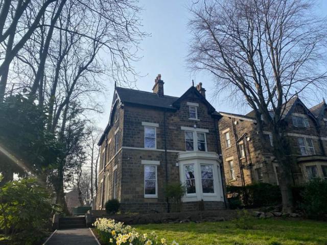 Spacious Modern 1 Bed Apartment Available in LS7
