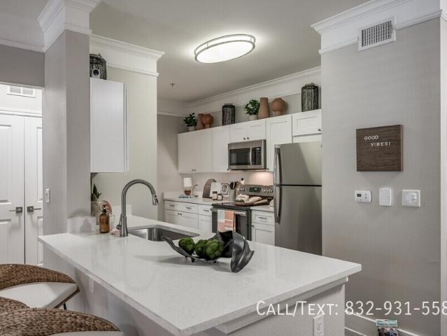 Spacious & Modern — Lease Today!
