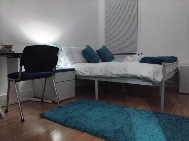 Spacious Modern Two Bedroom Flat In London