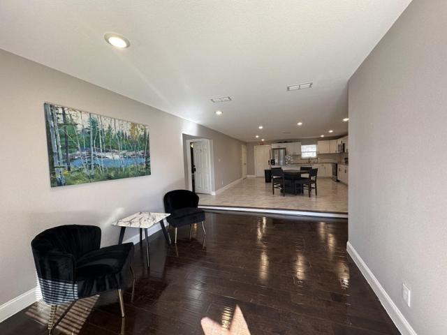 Spacious & newlyrenovated Arlington House with Bac