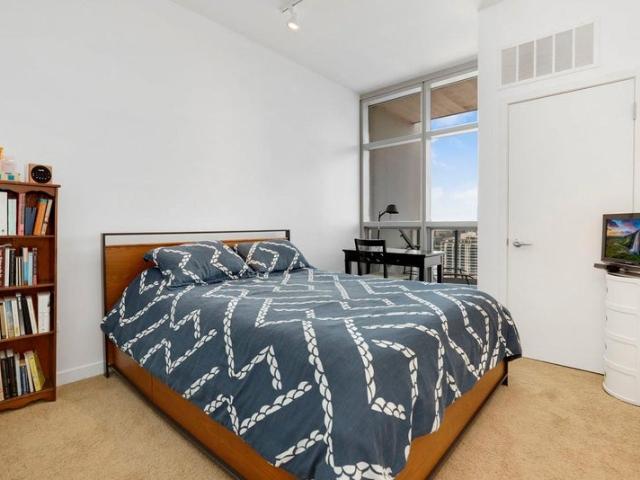 Spacious one bed