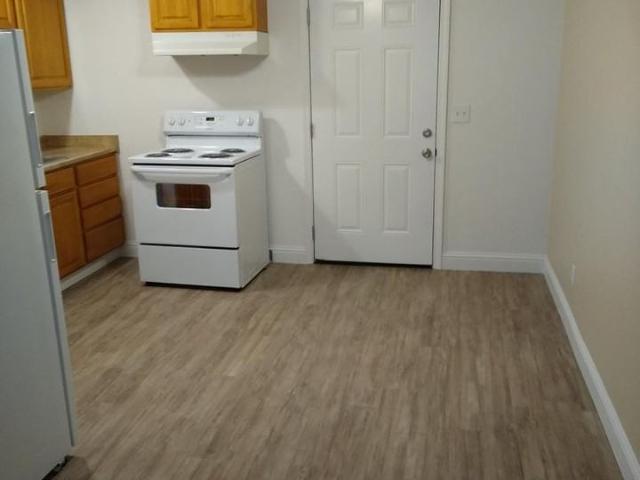 Spacious One Bedroom 1 Bedroom Apartment for Rent at 5258 E Clay Ave, Fresno, CA 93727